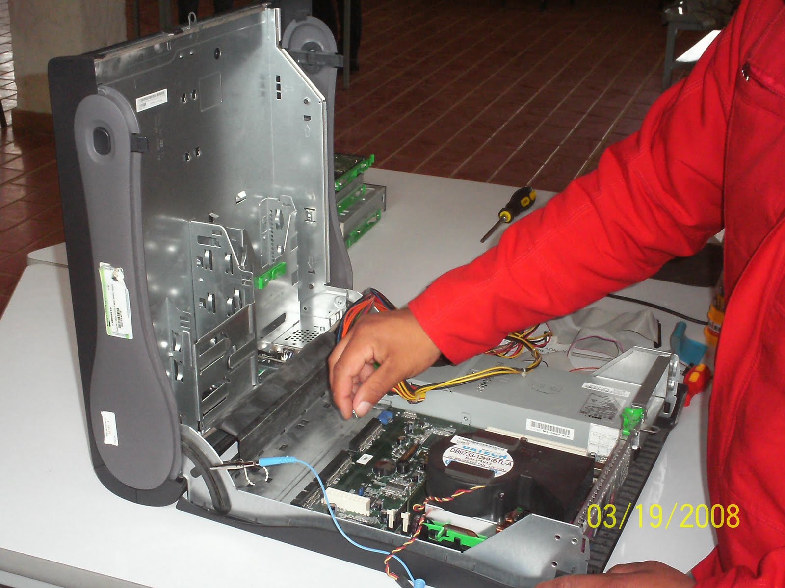 ensamble y desensamble de un computador: utiles para desensamblar y ...