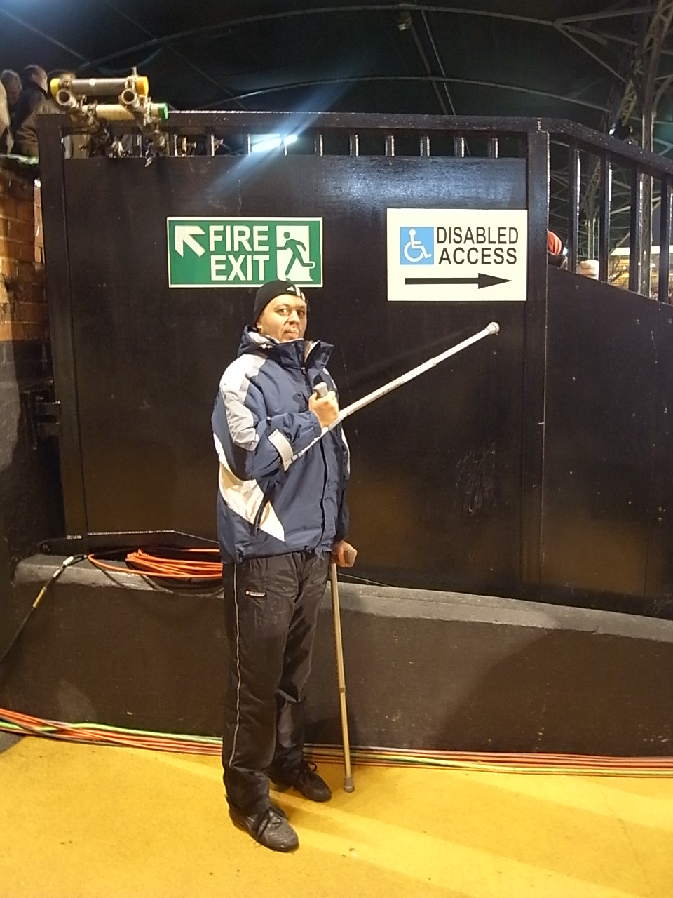 I am fat, I am Scouse: Перелом