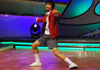 cokelat_yummy: TRIBUTE TO PRINCE (DANCE INDIA DANCE)