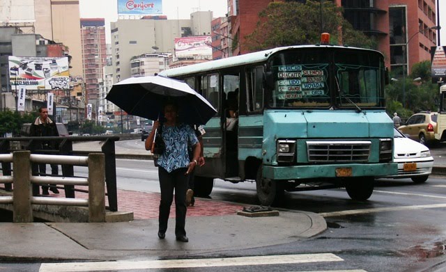 Vivir en Caracas: Busetas