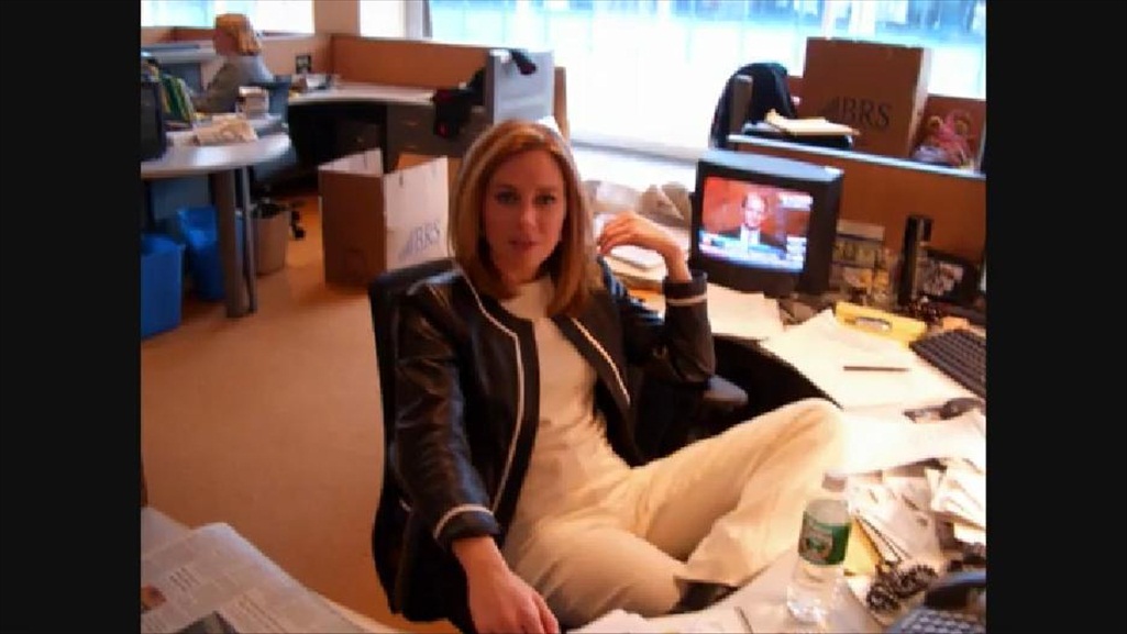 Spicy Newsreaders: Becky Quick really sexiest newsreader of Cnbc part -2