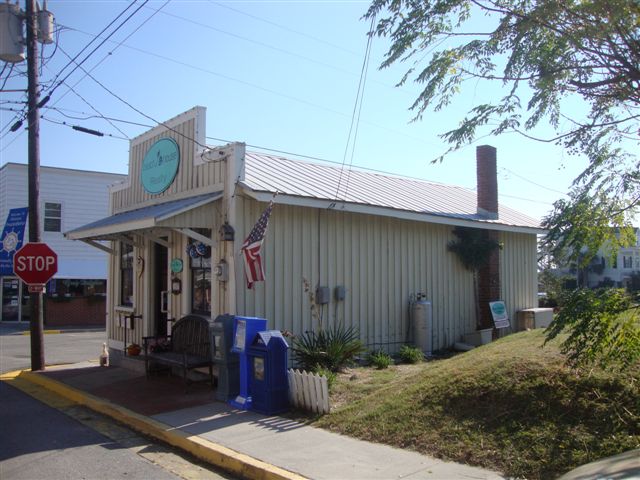 Swansboro, North Carolina History: Richard Riggs Store circa 1920