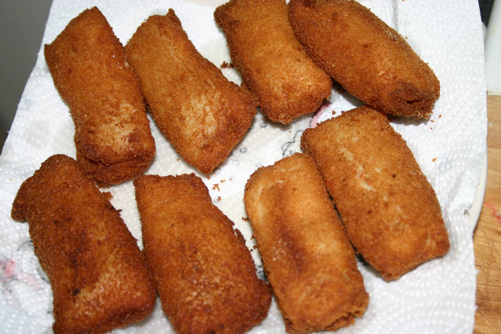 Sumi's Kitchen: Bread Rolls/Parcels
