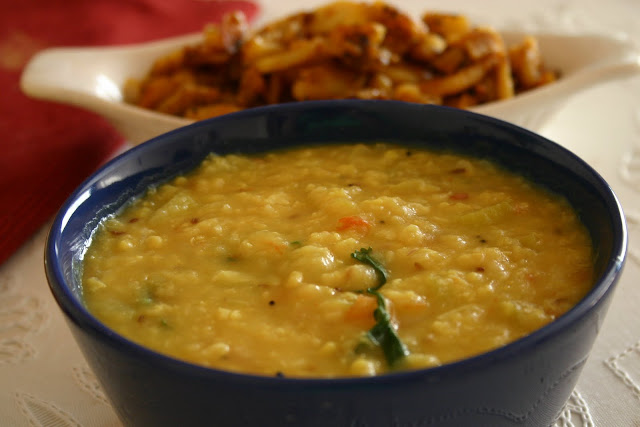 Sumi's Kitchen: Zucchini/Courgettes Dhal