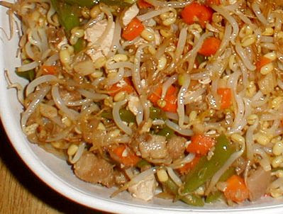 Pinoy Favorite Recipes: Togue Guisado (Sautéed Bean Sprouts)