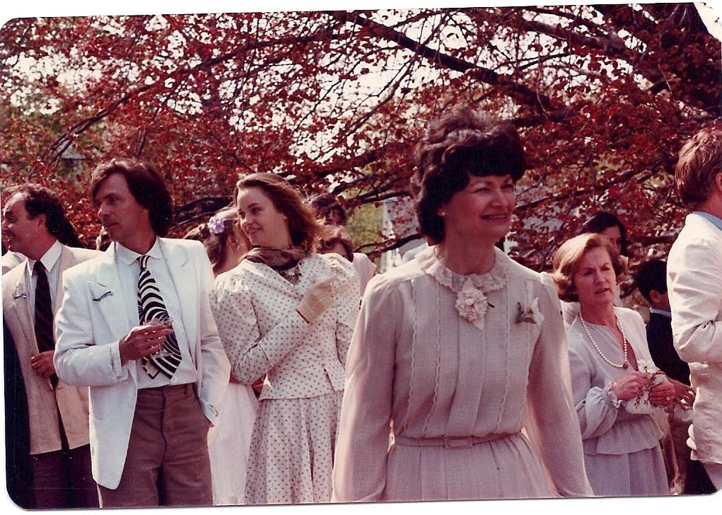 Barefoot and Buff: Perry Ellis and Lisa Ryall