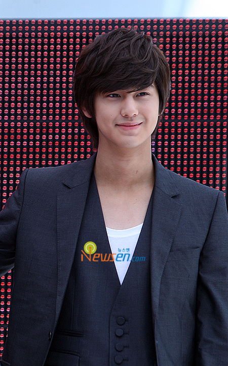 saranghaeyo nae oppa Geun Seok and Saranghae Korea: Si cowok manis ini ...