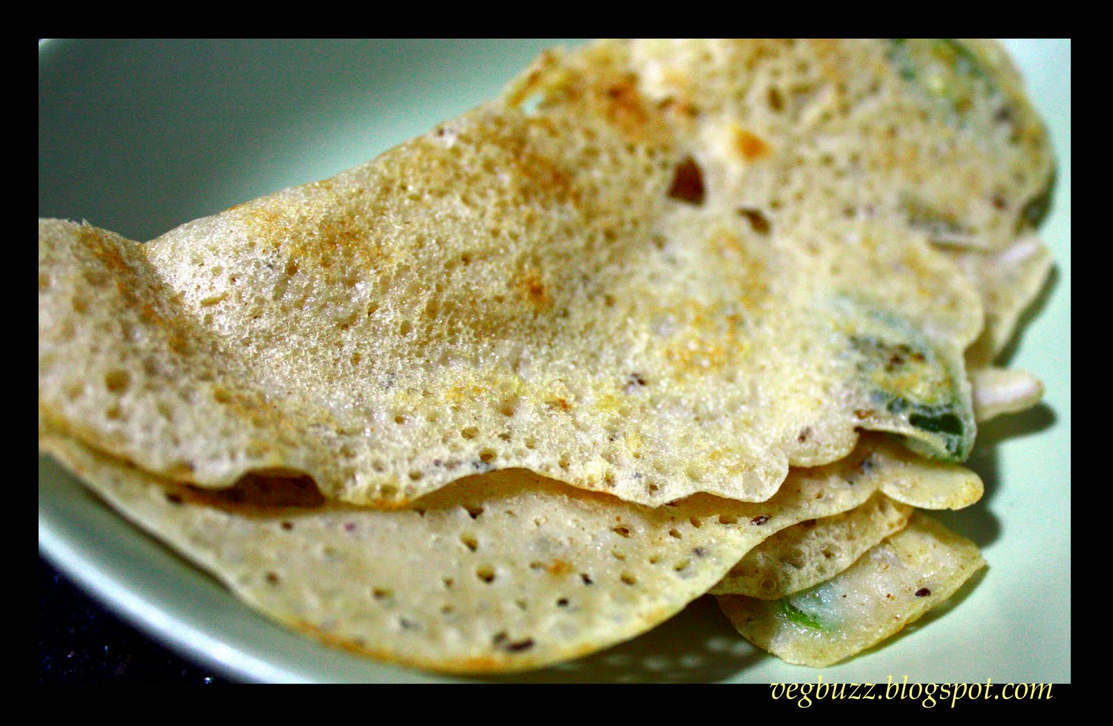 Vegan-Love-Food: Savory Semolina Crepe (Rava Thosai)