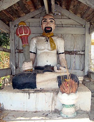 andy's cambodia : andybrouwer.blogspot.com: Yes...even more Neak Ta