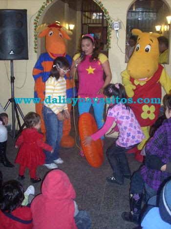 Dalis y Payasitos (Fiestas): Show de Los Backyardigans en San Juan de ...