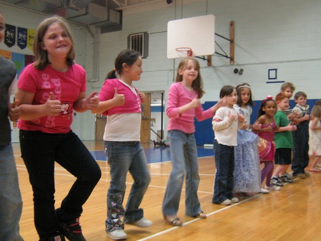Dickson Elementary School: 1st and 2nd Grade Dance