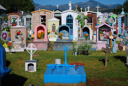 instante decisivo: Entre vivos y muertos: Naolinco