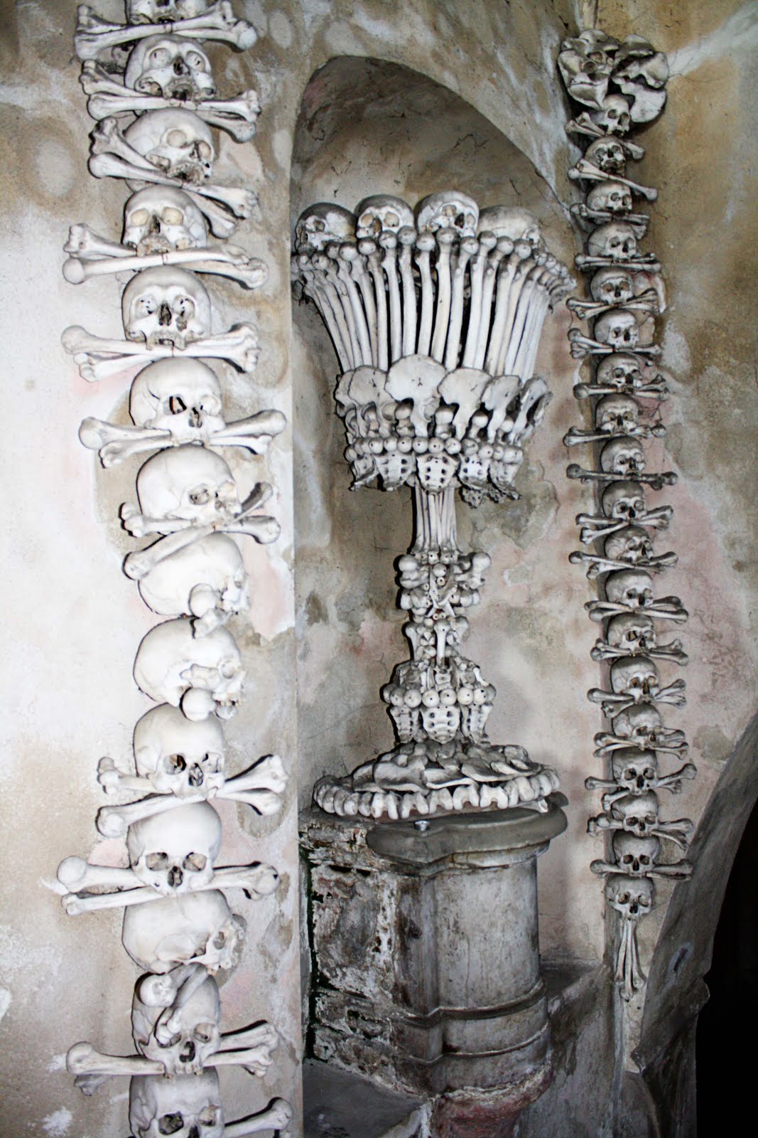Scrapping and Traveling: Sedlec Bone Church, Czech Republic