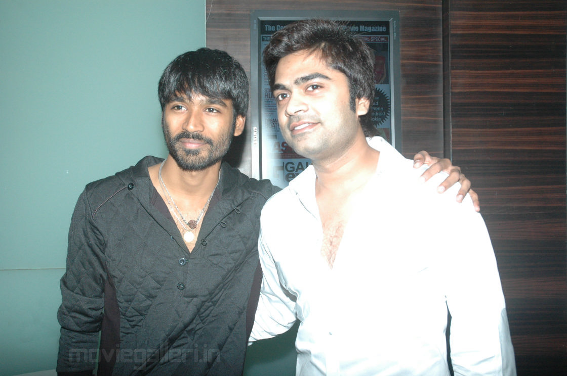 Aishwarya Dhanush, Dhanush and Simbhu Together at ‘Social Network ...