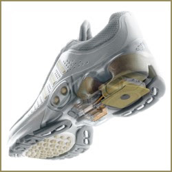 Running Shoes: A Self-Adjusting Running Shoe