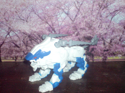 a day in a zoider's world: zoids genesis action pack - jollibee kids meal