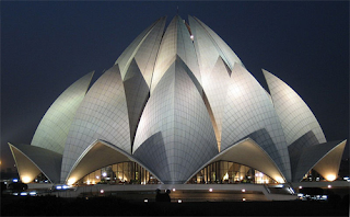 Beautiful World in Snaps: World's Beautiful iconic Buildings