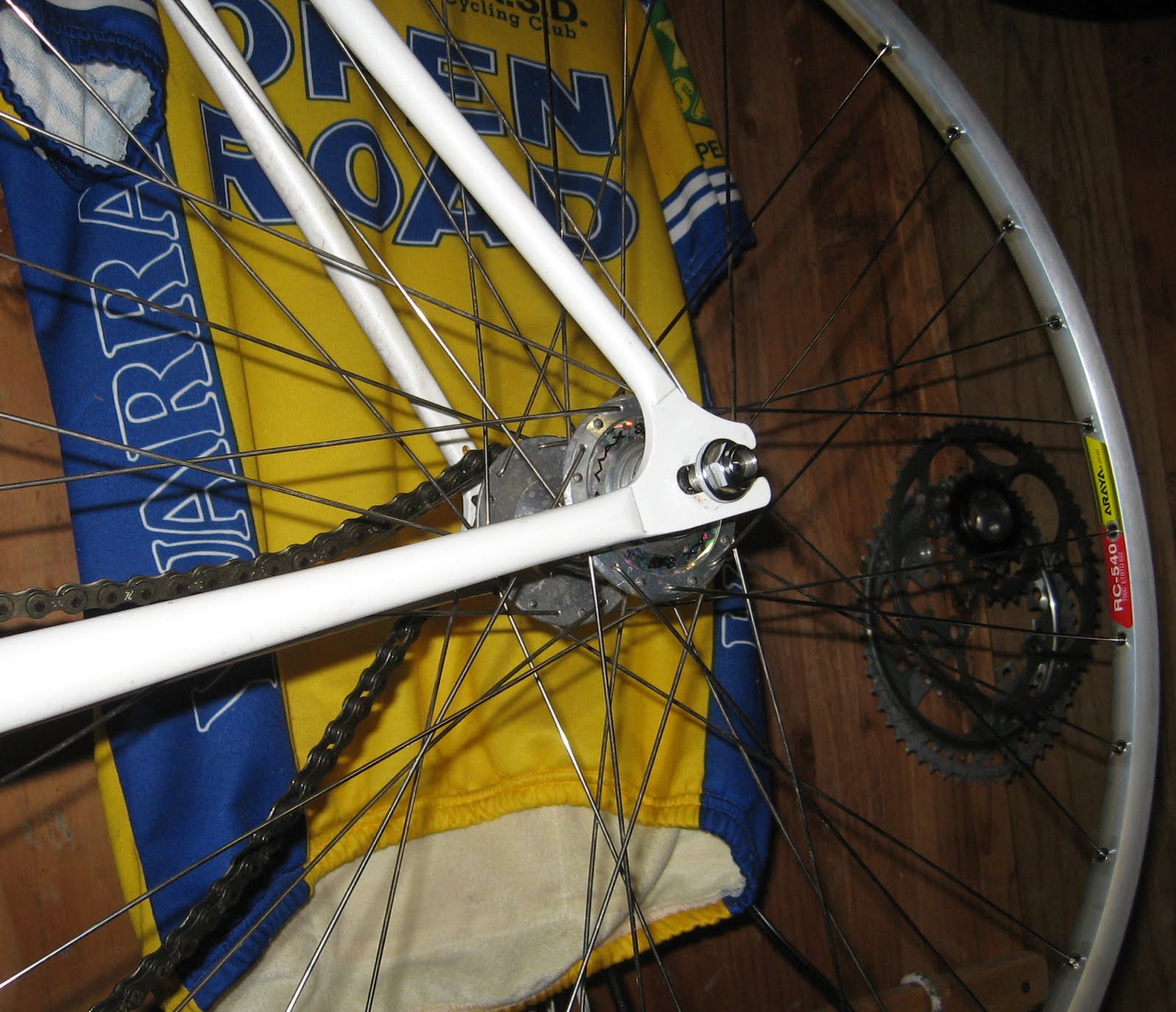 The One Speed Biker: Araya Rims, Gold 16b to RC-540; No More Tubulars!