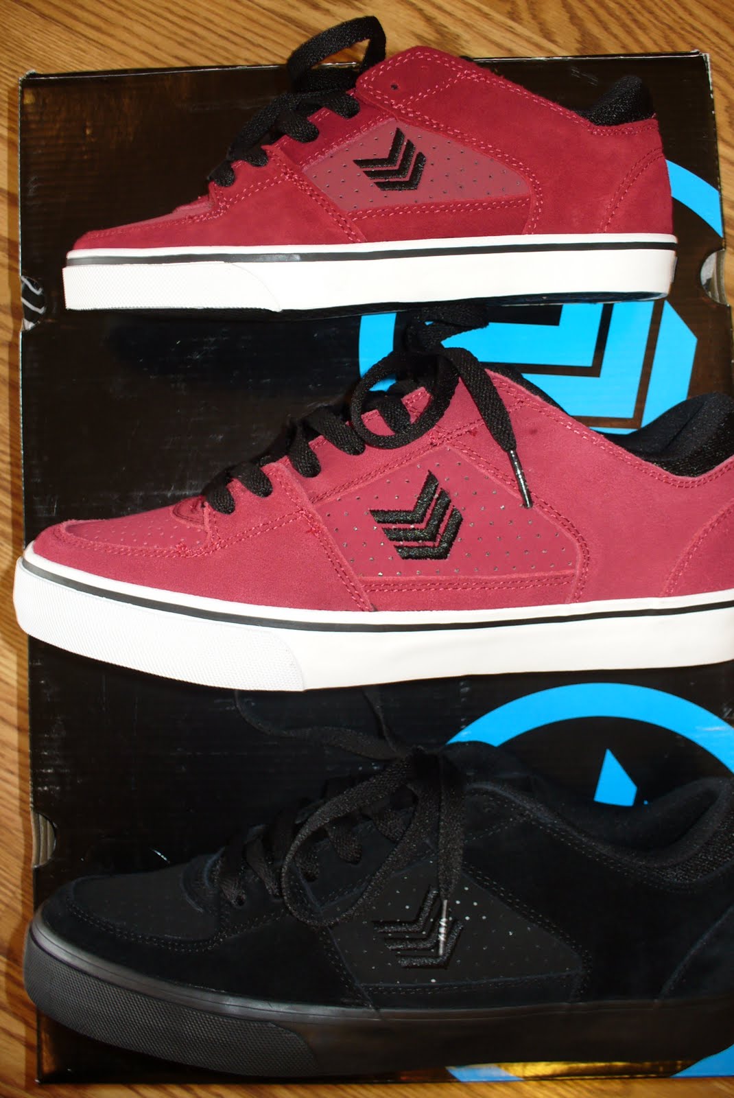 Logic Board Shop: New VOX Relief Shoes!