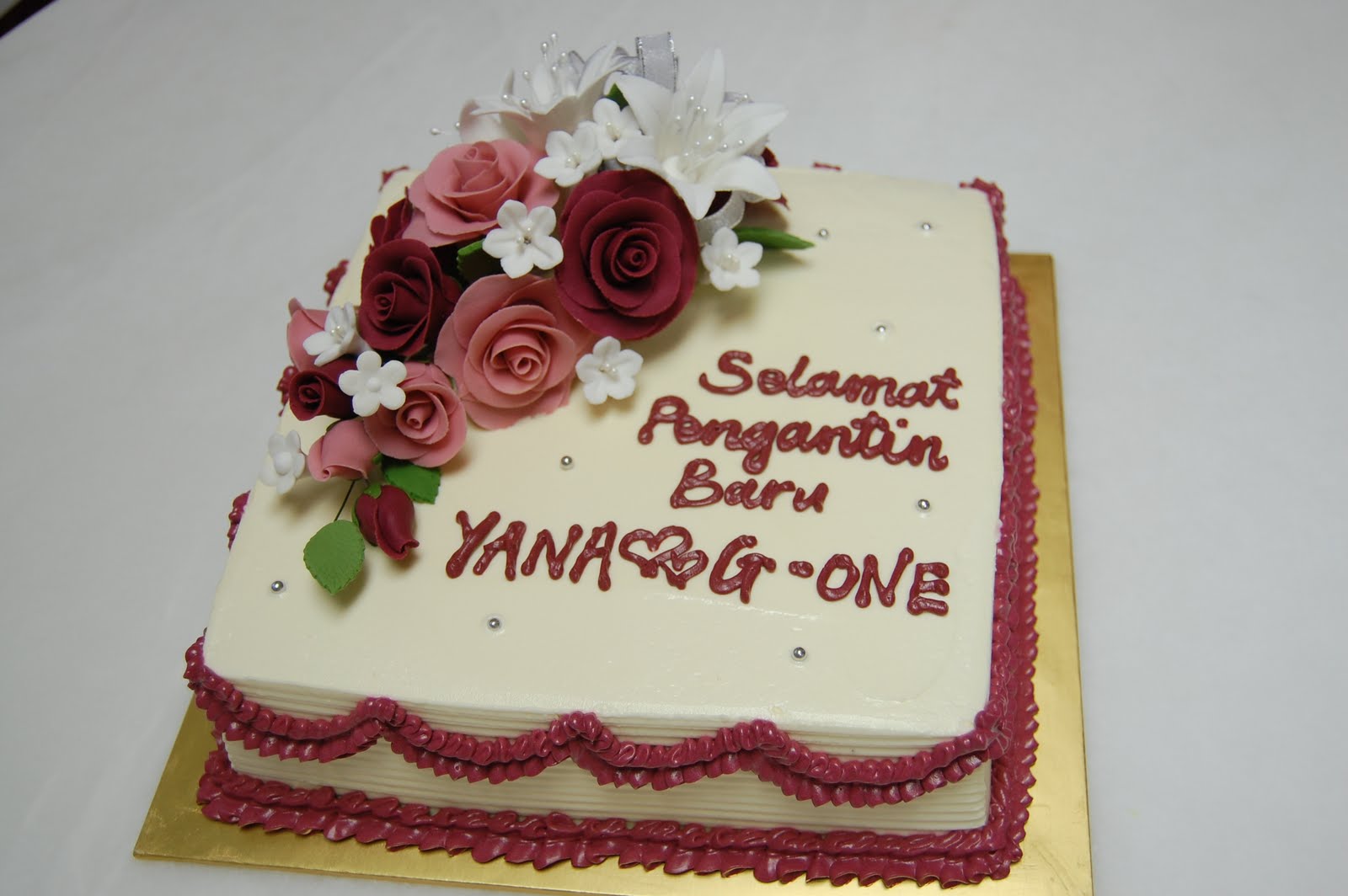 Selamat Datang ke Butik Seni Hiasan Kek Hanim's Cake: Kek Butter Icing ...