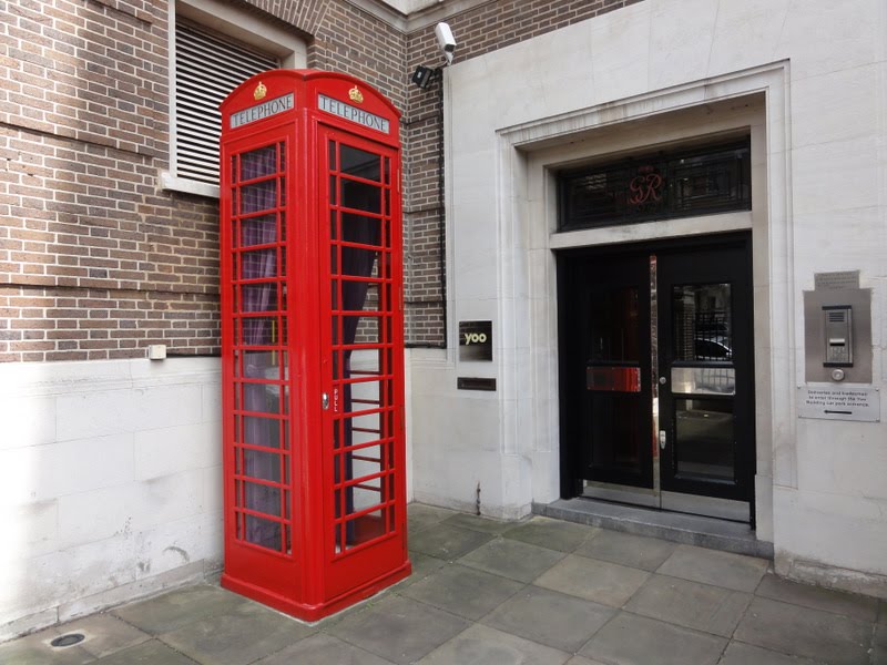 PayPhoneBox: Unusually Tall Phone Box Outside the Yoo Dev. at the Old ...