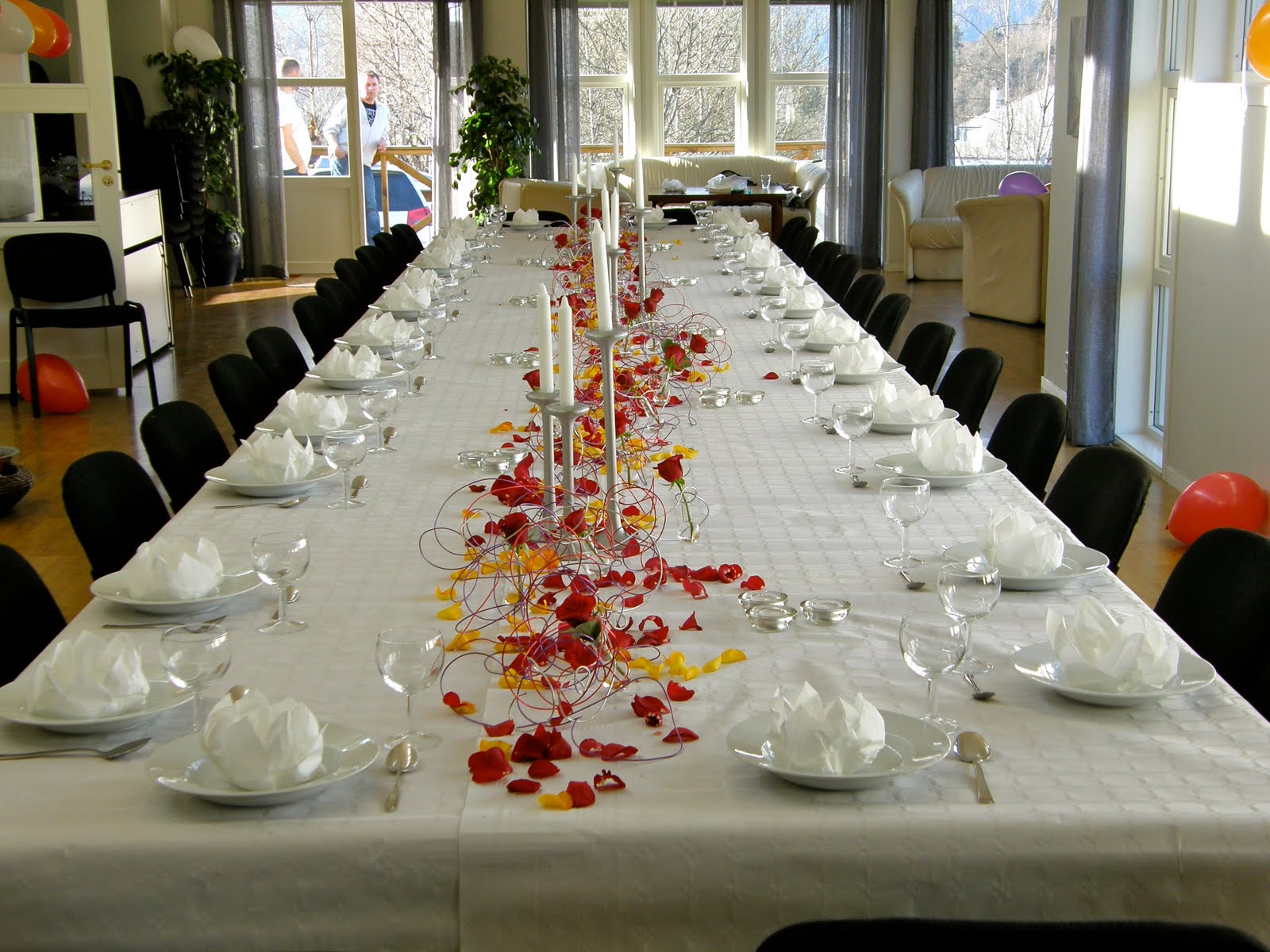 fru Blomst: Jeg pynter til fest/bryllup og runde dager!