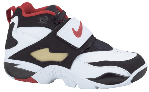 PERSPIRE 2014: NIke Air Diamond Turf Un-Deion Sanders