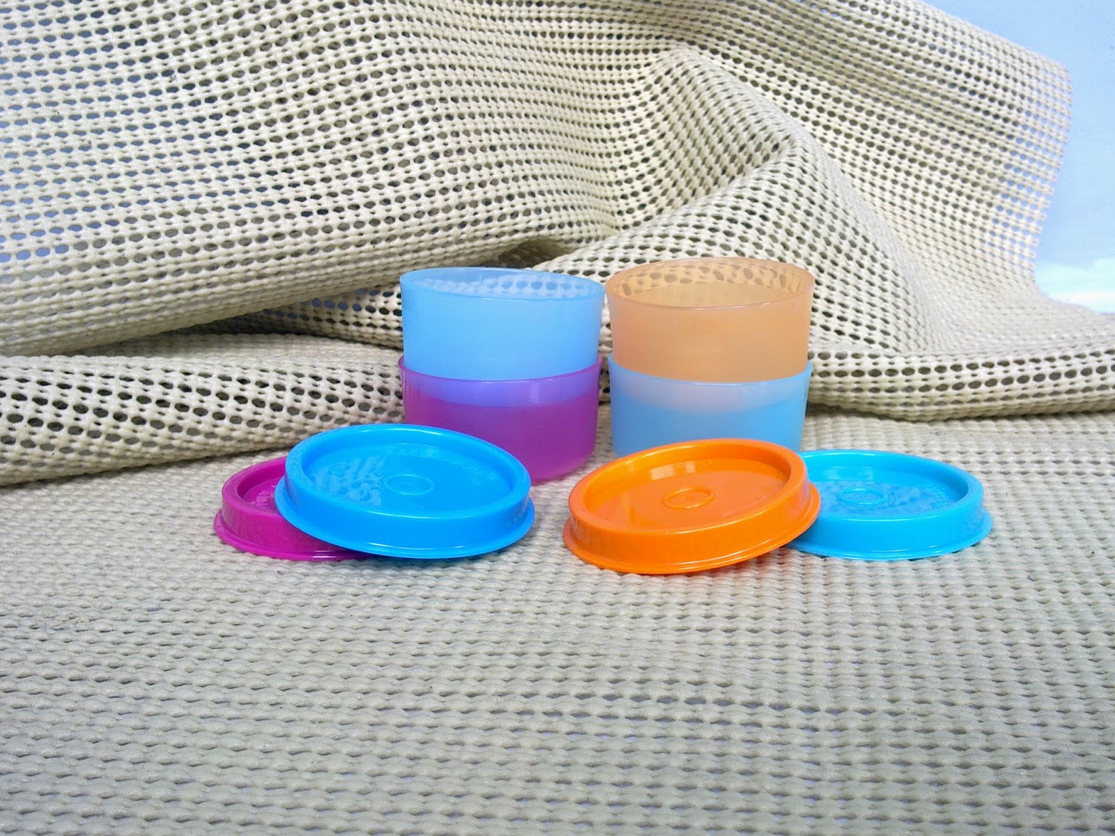 Tupperware Collection: Tupperware - Petit Collection