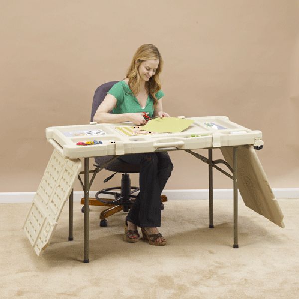 Scrapbook Joinville por Pâmela Magri Vock: Mesa e Armário de Trabalho ...