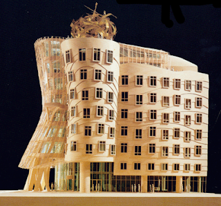 Wilson Le - ARCH1390: Frank Gehry - Dancing House (Case Study)