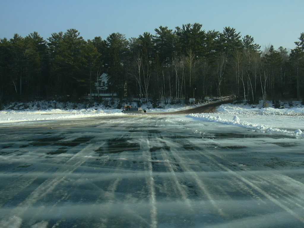 The Lake is the Boss: Snow!! And soon an ice road