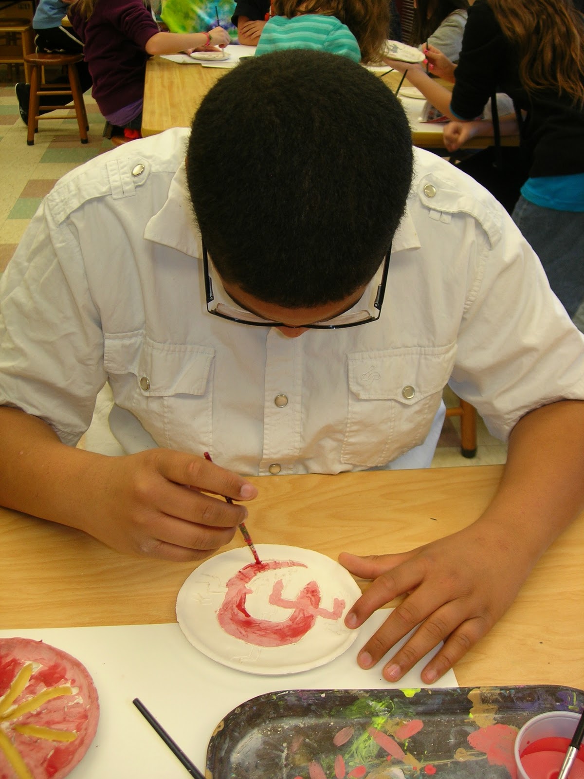 Mrs. Manzella's Student Gallery: 6TH GRADE: NATIVE AMERICAN CLAY PLATES