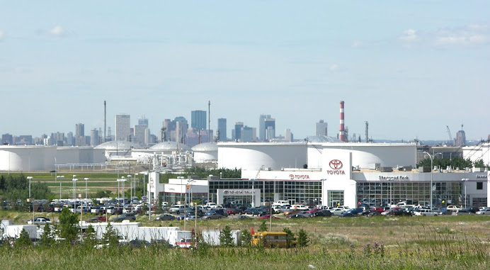 Iconography of the Oil Rig In Edmonton: Iconography of the Oil Rig in ...