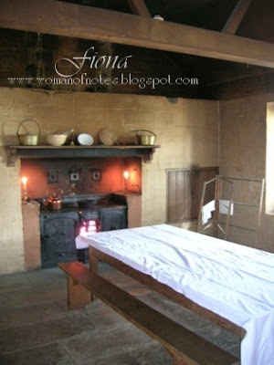 A Woman of Notes: A School Excursion & Another Bonnet