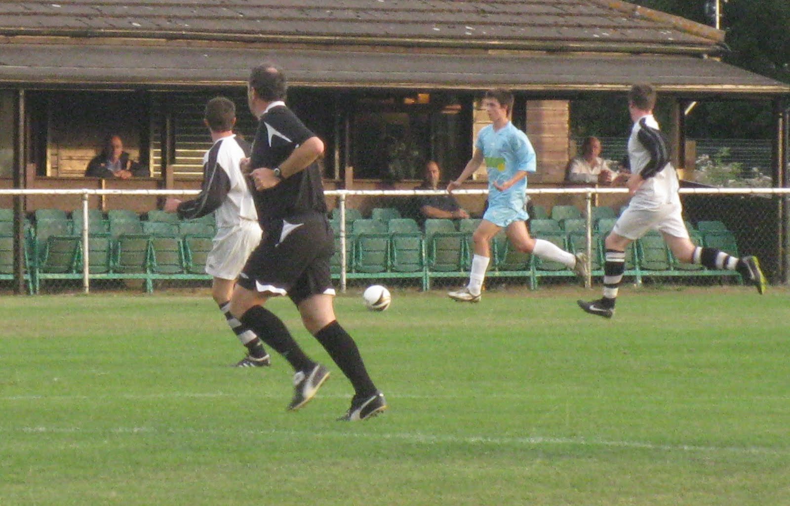 The Cold End: EARLY CONTENDER FOR GOAL OF THE SEASON AT COLNEY HEATH??
