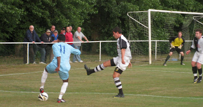 The Cold End: EARLY CONTENDER FOR GOAL OF THE SEASON AT COLNEY HEATH??