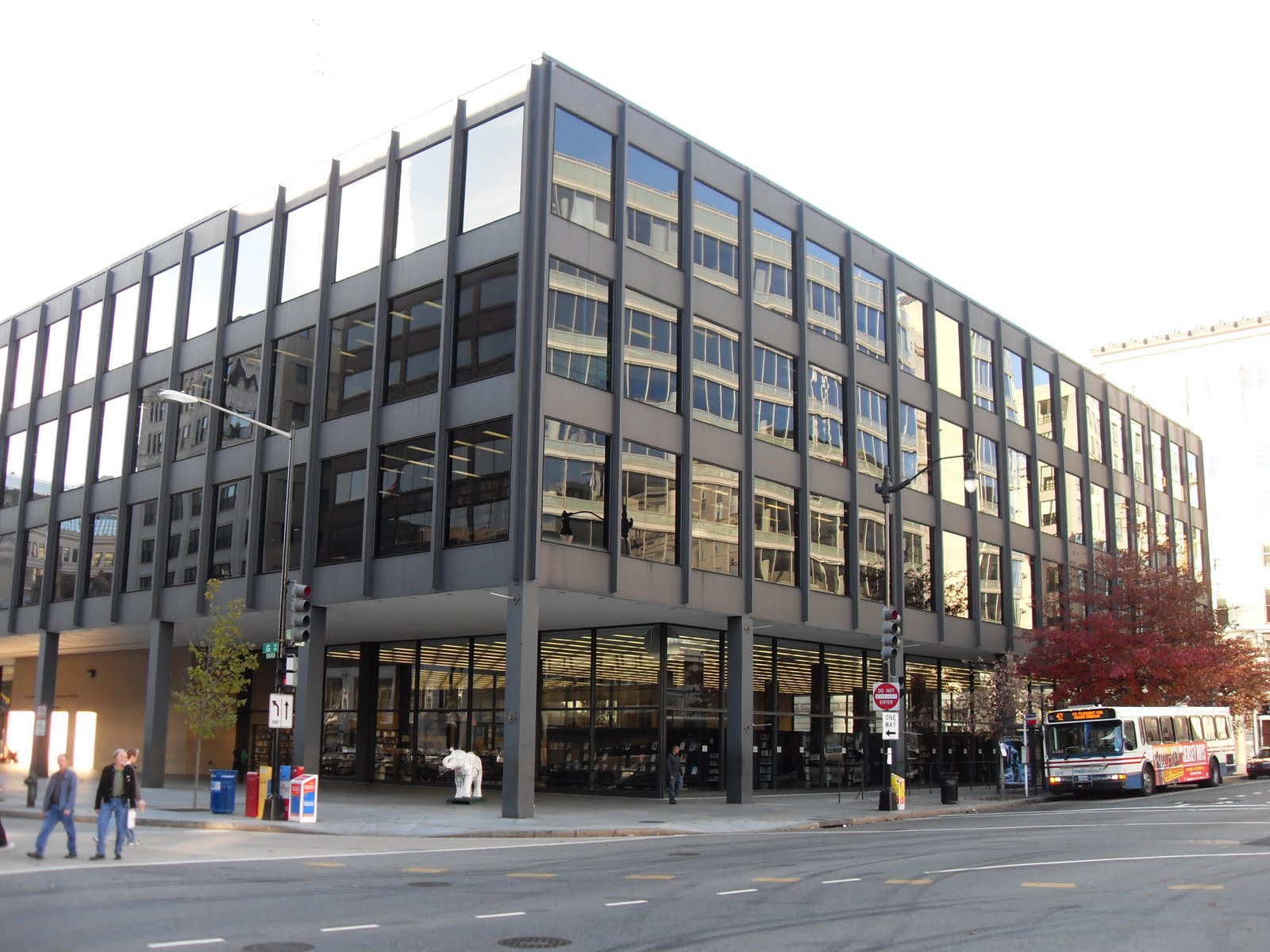 Modernesia: Martin Luther King Jr. Memorial Library