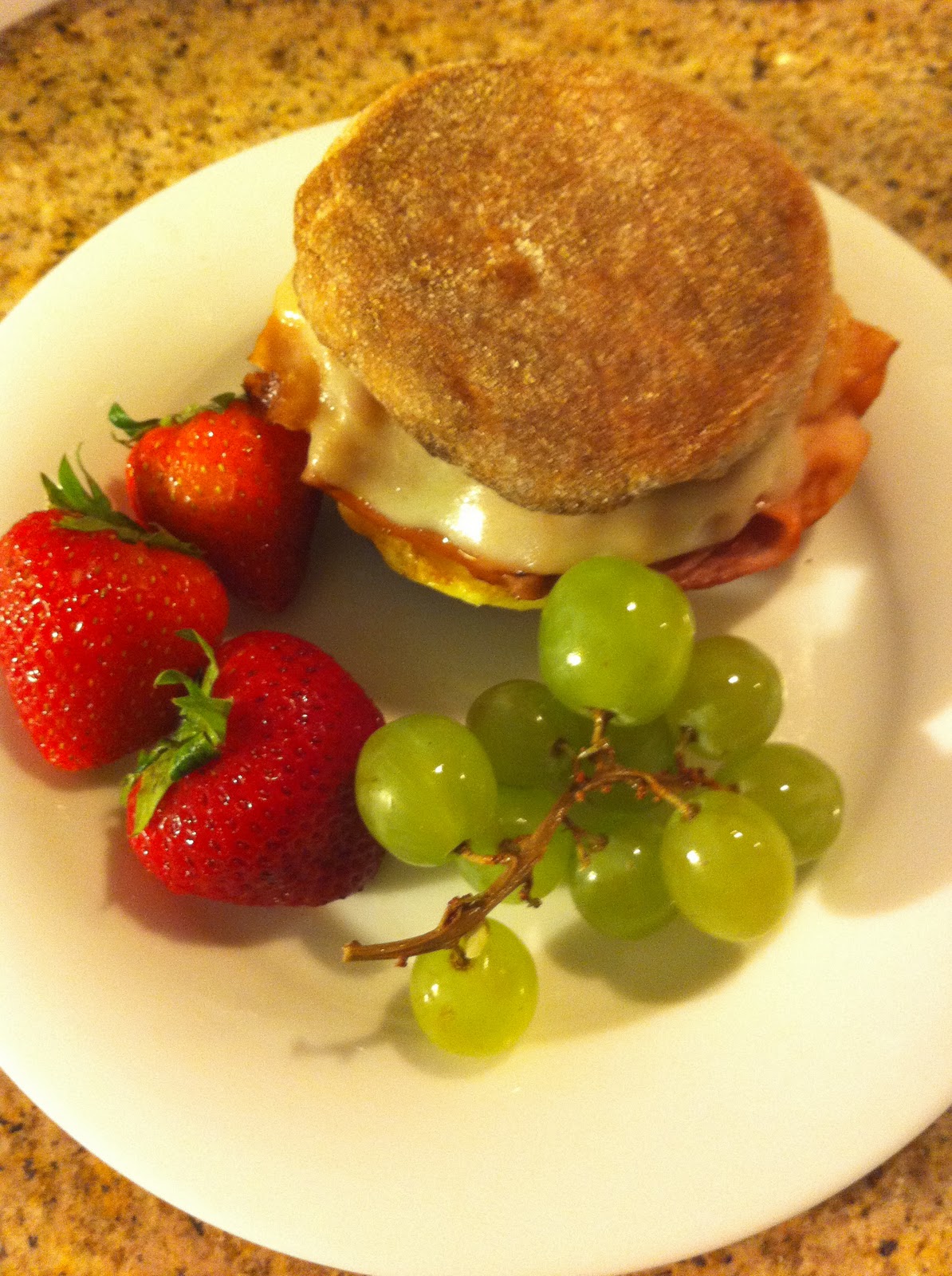 dibble dabble...: small food//breakfast sandwiches