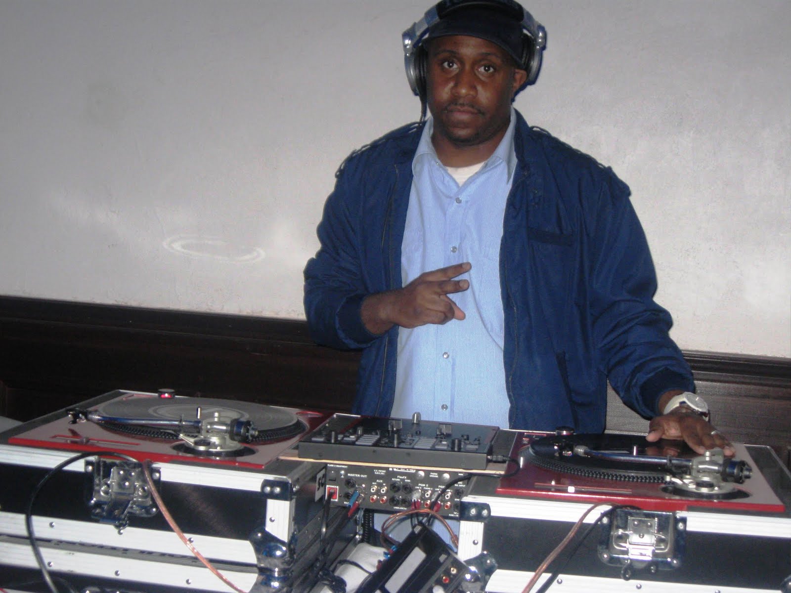 Outtown Out 826 1st Fridays Raheem Devaugn Listening Party Lumen May 7