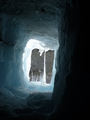 Antarctica Dry Valleys: Ice Core -- from Antarctica to Denver!