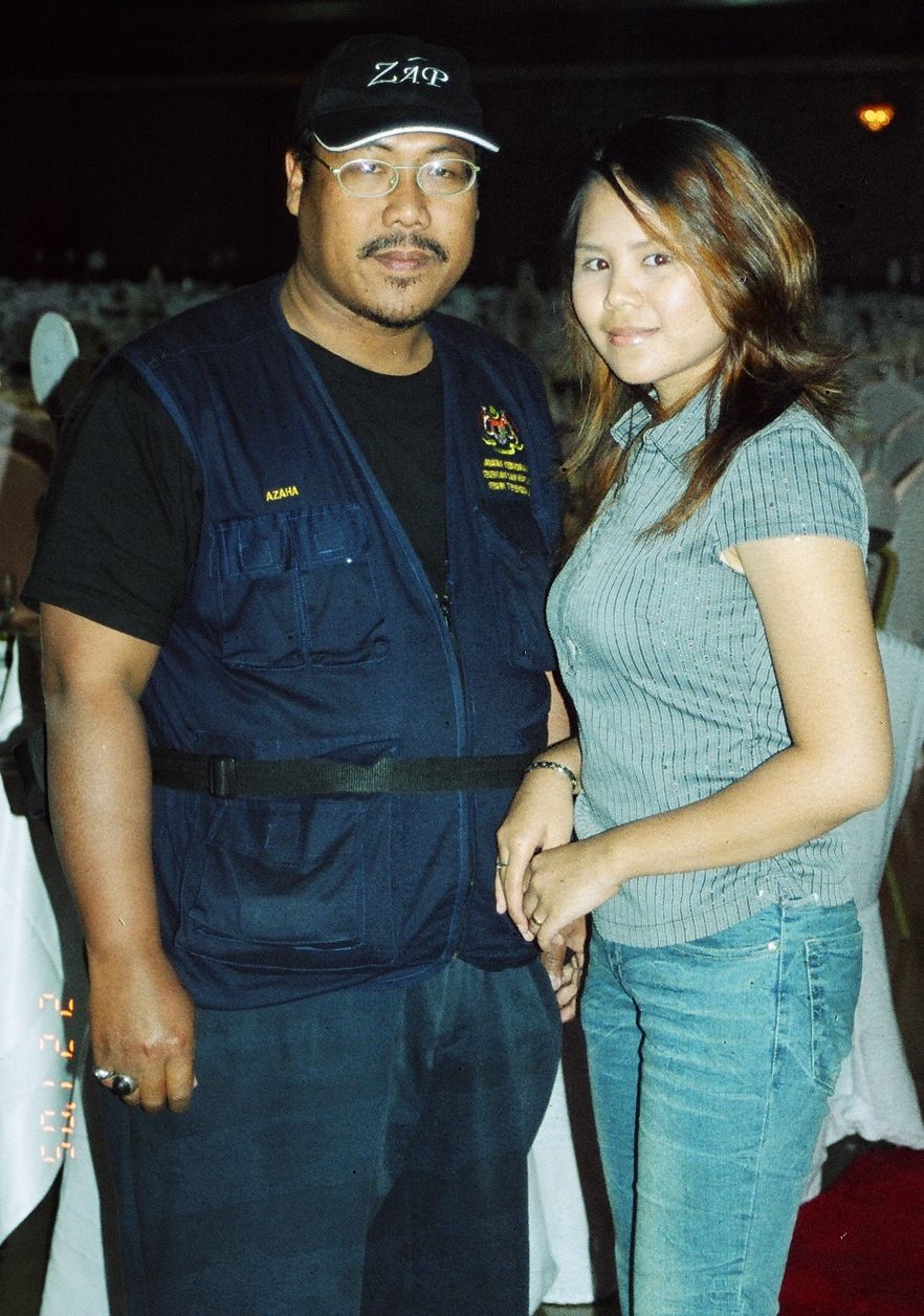 AZAHA OTHMAN: Galeri Gambar Bersama Artis