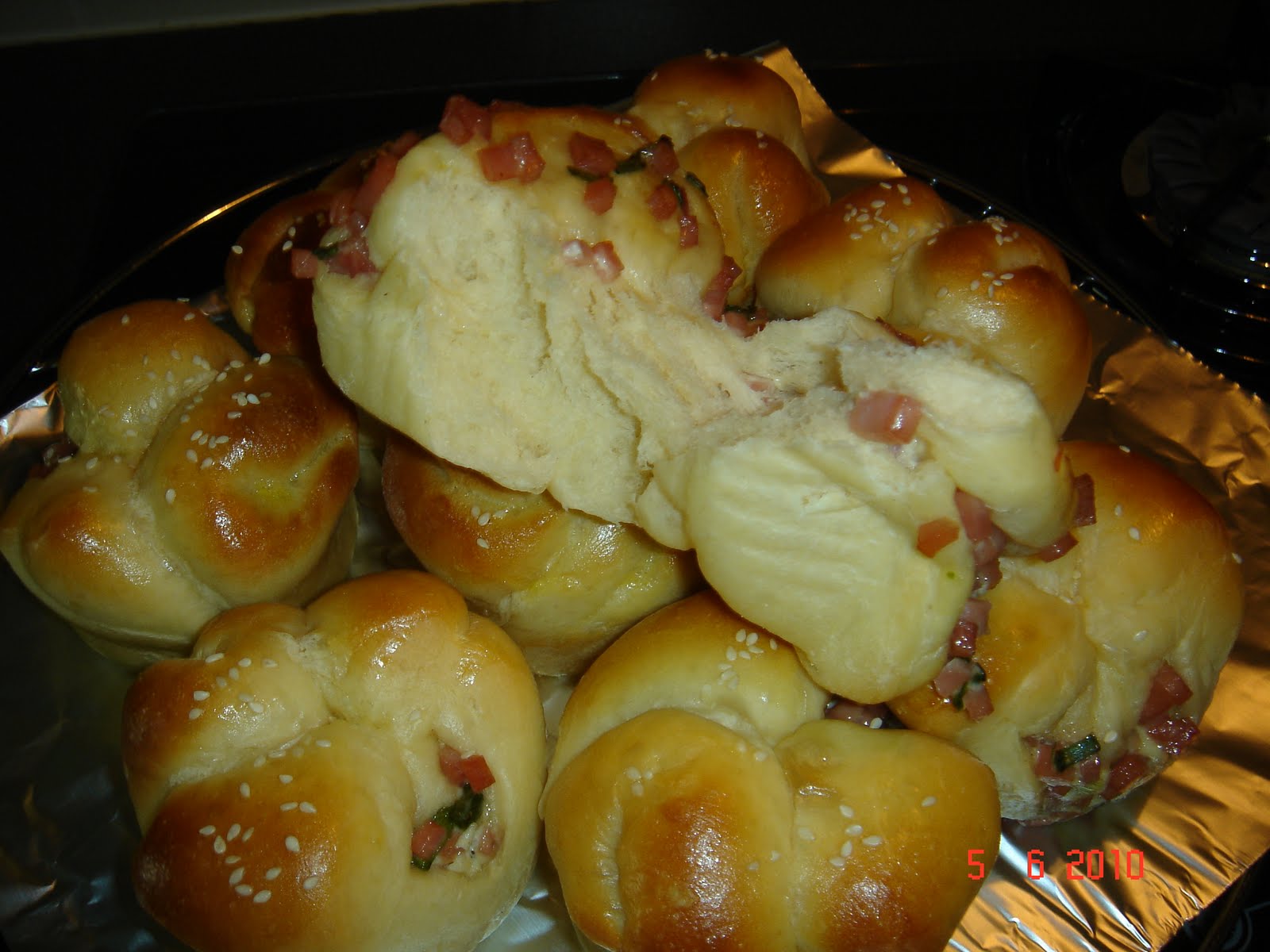 lovetobake: Ham & Cheese Bun