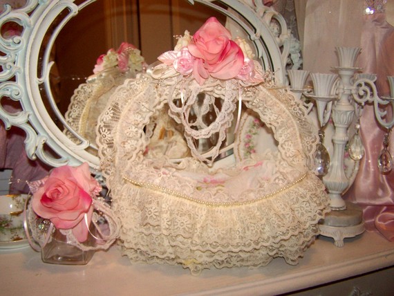 Olivia's Romantic Home: Pink Fluffy Ruffle Basket!