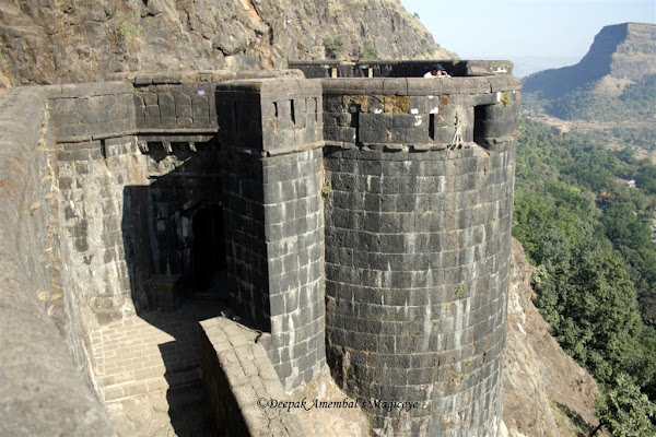 Travel magic: Lohagad the Iron fort