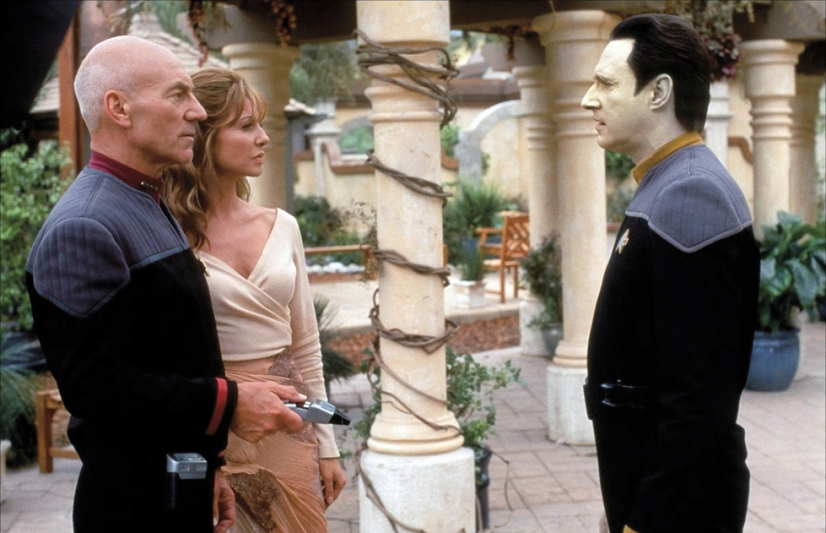 Movie Memorabilia Emporium: Star Trek: Insurrection High Res Photos