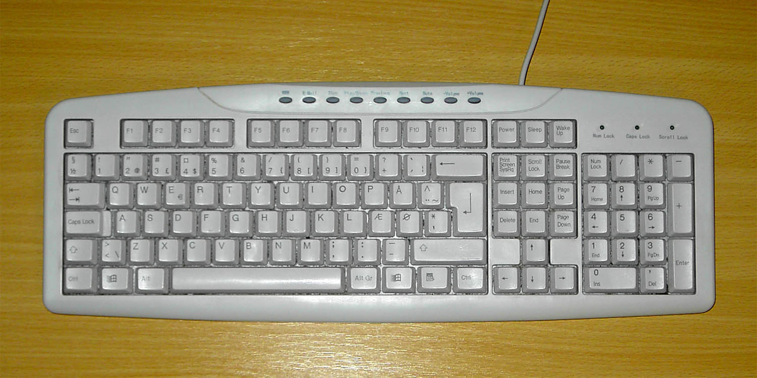 Essential Computer Keyboard: Computer Keyboard: For Less complicated ...