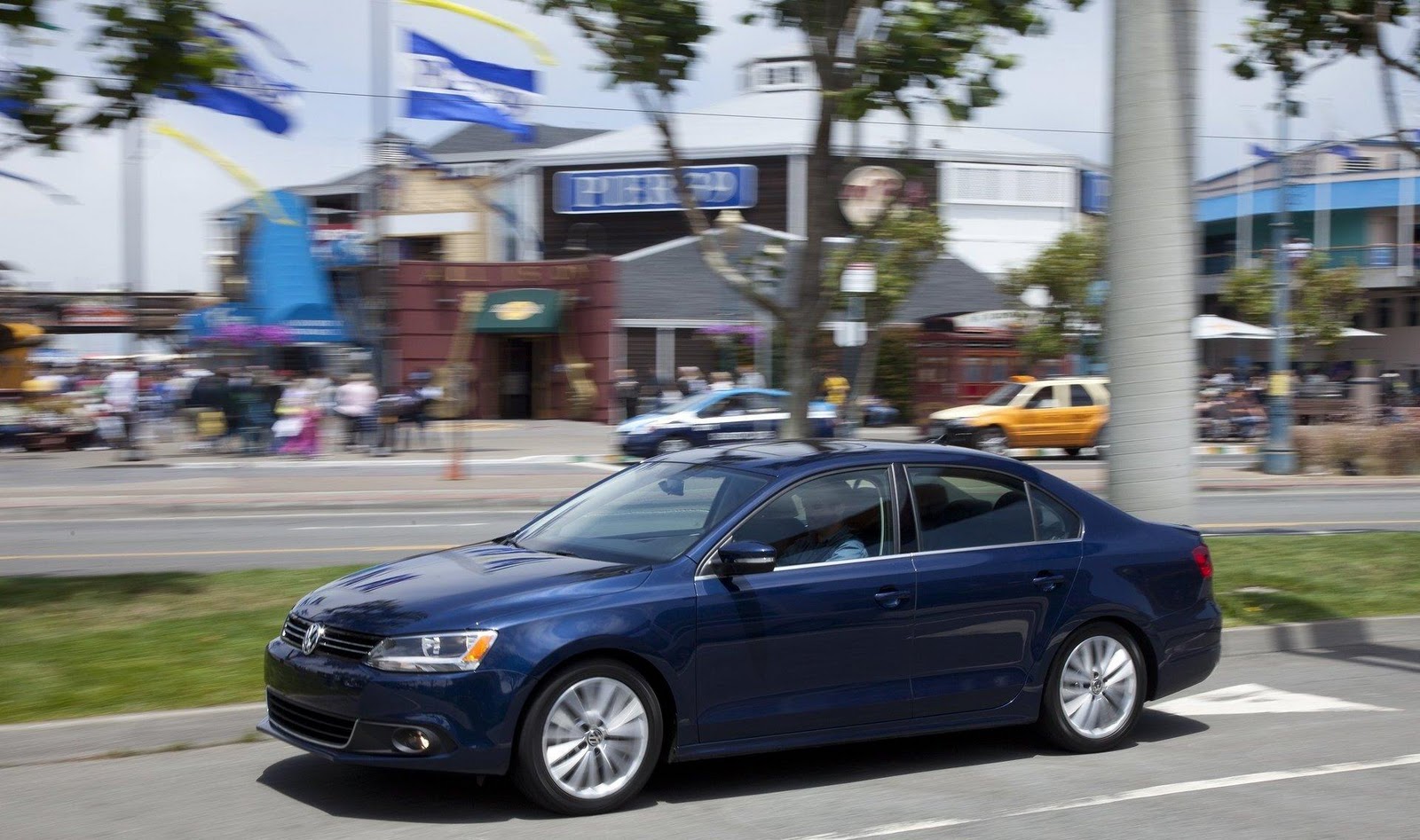Motor Mania Buzz: Photo Gallery: 2011 Volkswagen Jetta