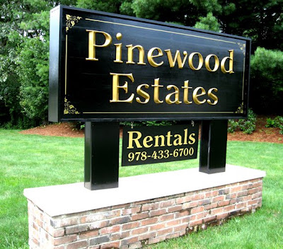 Sites And Signs: Pinewood Estates Sign