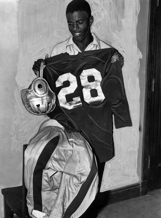 UCLA Faculty Association: UCLA History: Jackie Robinson Dons Uniform in ...