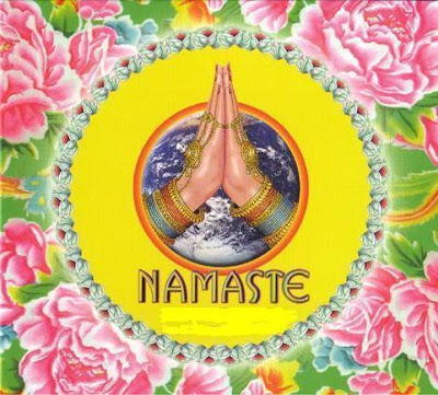 "CANTA HARE KRISHNA Y SE FELIZ"